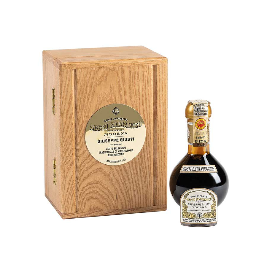 Wooden box Giusti Balsamic Vinegar Modena DOP Extra Vecchio 25 years